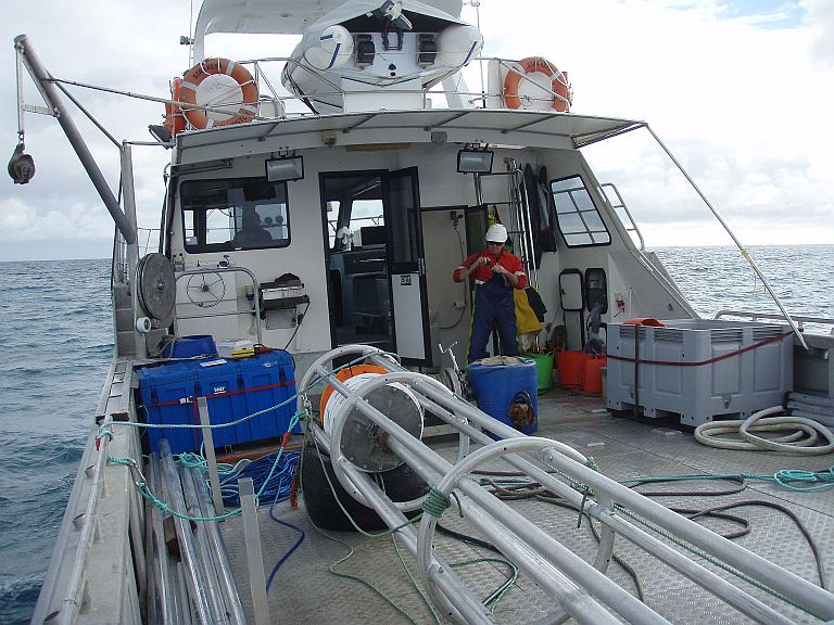 Star Keys back deck 2 - Submersible Vibracore Equipment and Services